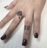 Girly Finger Tattoos: 15 Cute Tattoo Ideas For Females or Women - That ...